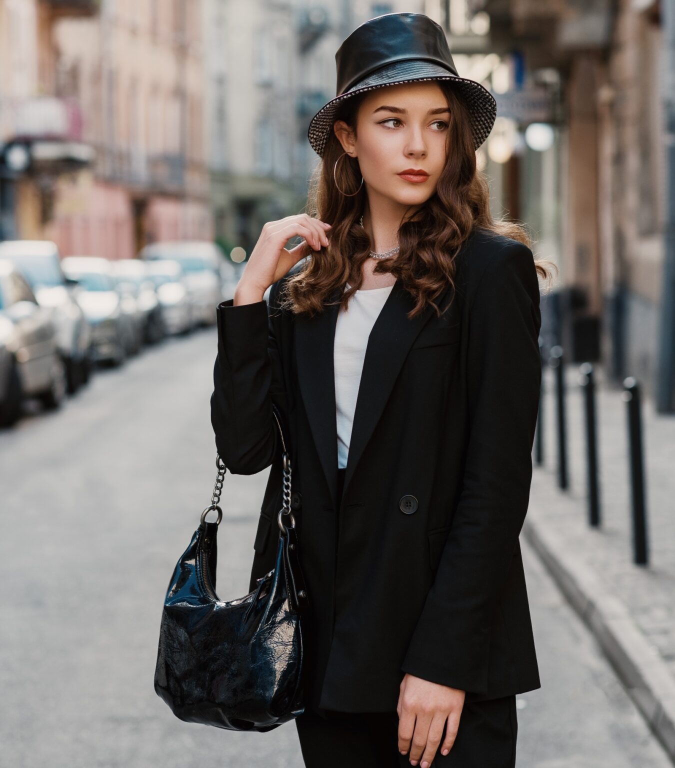 35 Irresistible Things Women Wear That Leave Men Spellbound - From ...