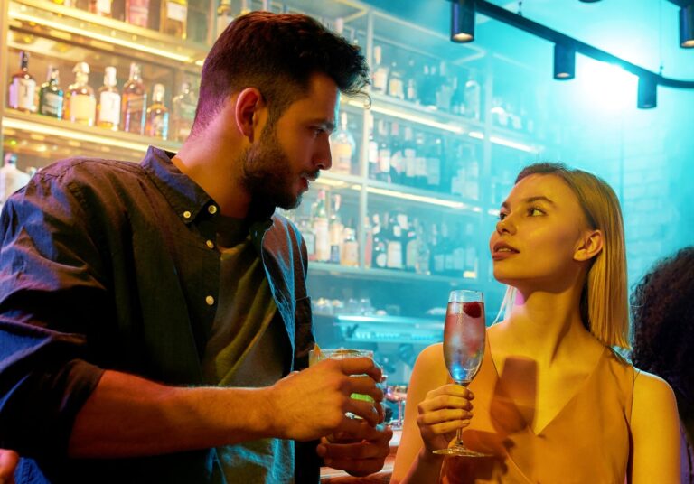 28 Flirting Signs You Can't Ignore: How to Tell if She's Interested ...