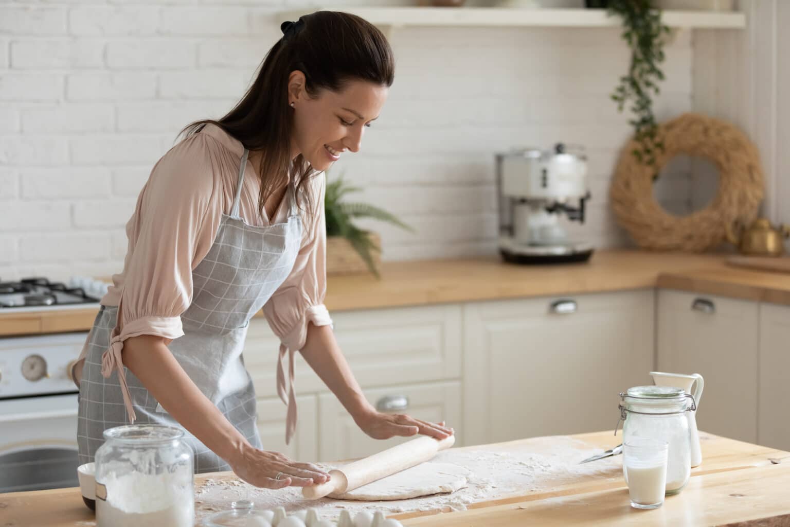 20 Essential Kitchen Skills Every Home Chef Should Know - Mama Say What?!