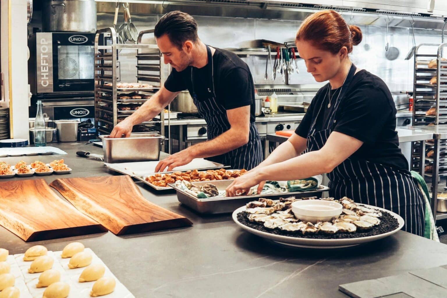 Inside the Kitchens of Michelin-Starred Restaurants: Secrets from the ...