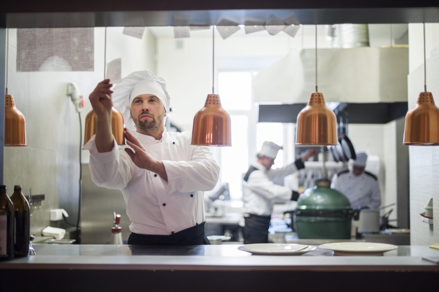 Inside the Kitchens of Michelin-Starred Restaurants: Secrets from the ...