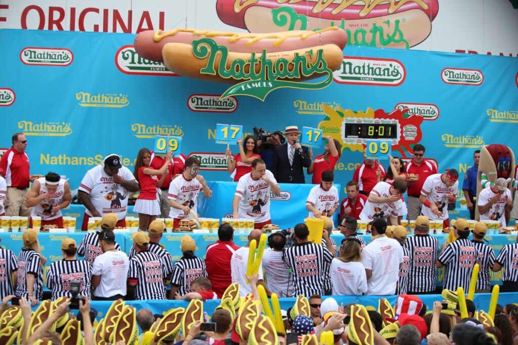 18 Most Ridiculous Food Eating Competitions - Mama Say What?!